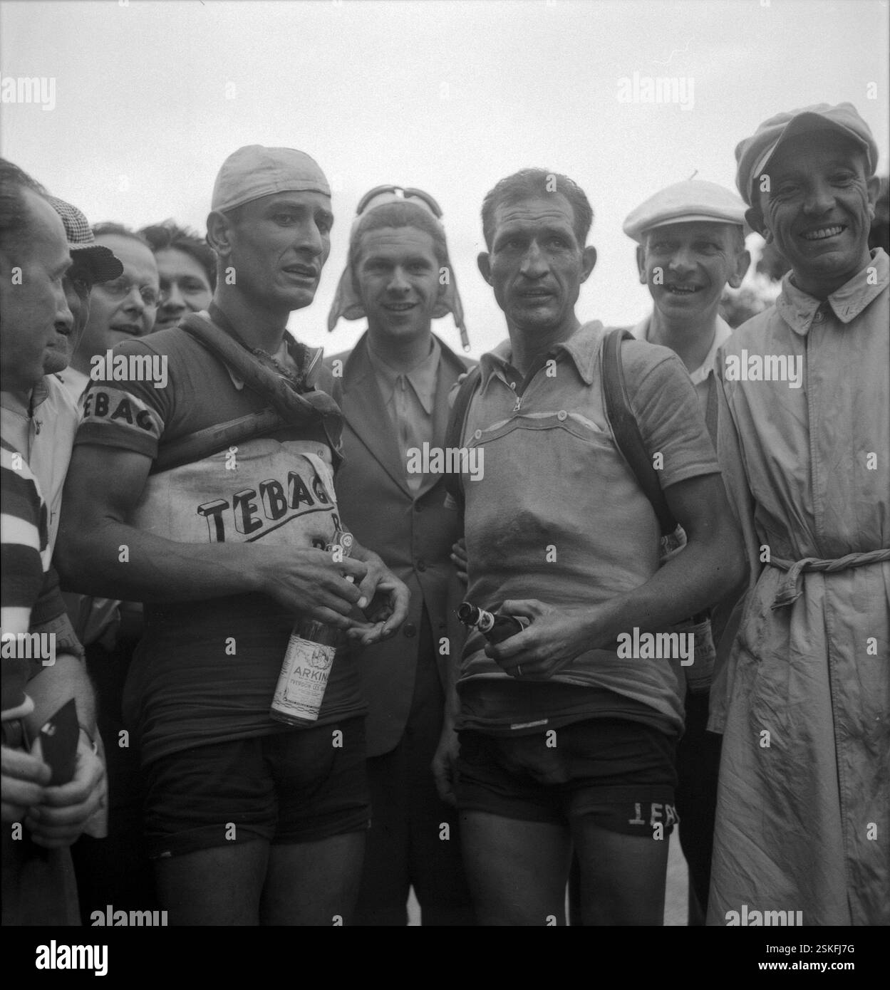 Renzo Zanazzi (17, Schweiz) und Gino Bartali (13, Schweiz)--- Tour de ...
