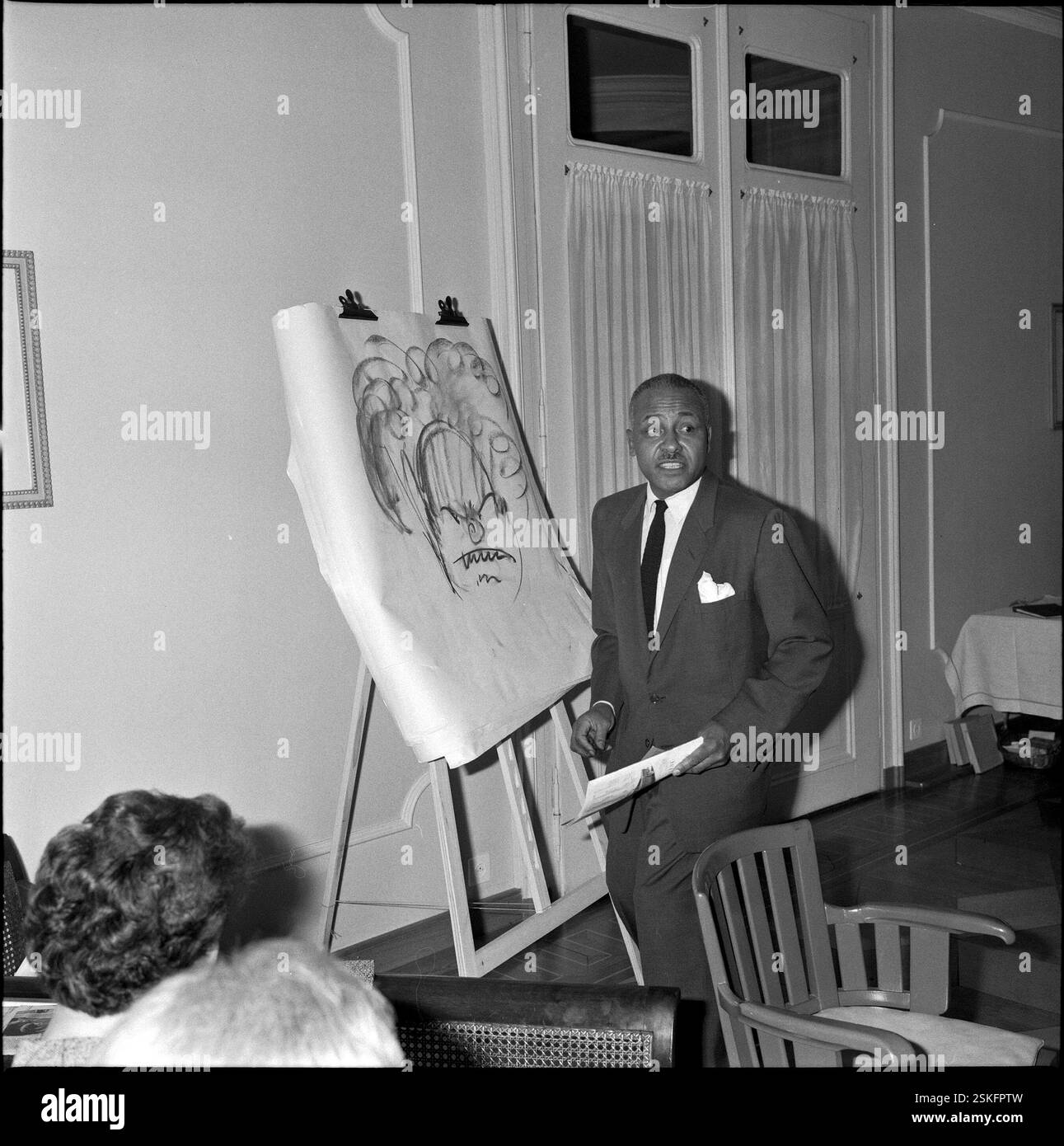 E. Simms Campbell, US-Karikaturist; ca. 1950#E. Simms Campbell, U.S ...