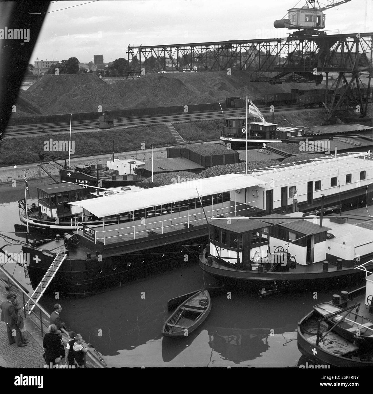 Basel, Schulschiff "Leventina" 1939#Basle, school ship "Leventina 1939 ...