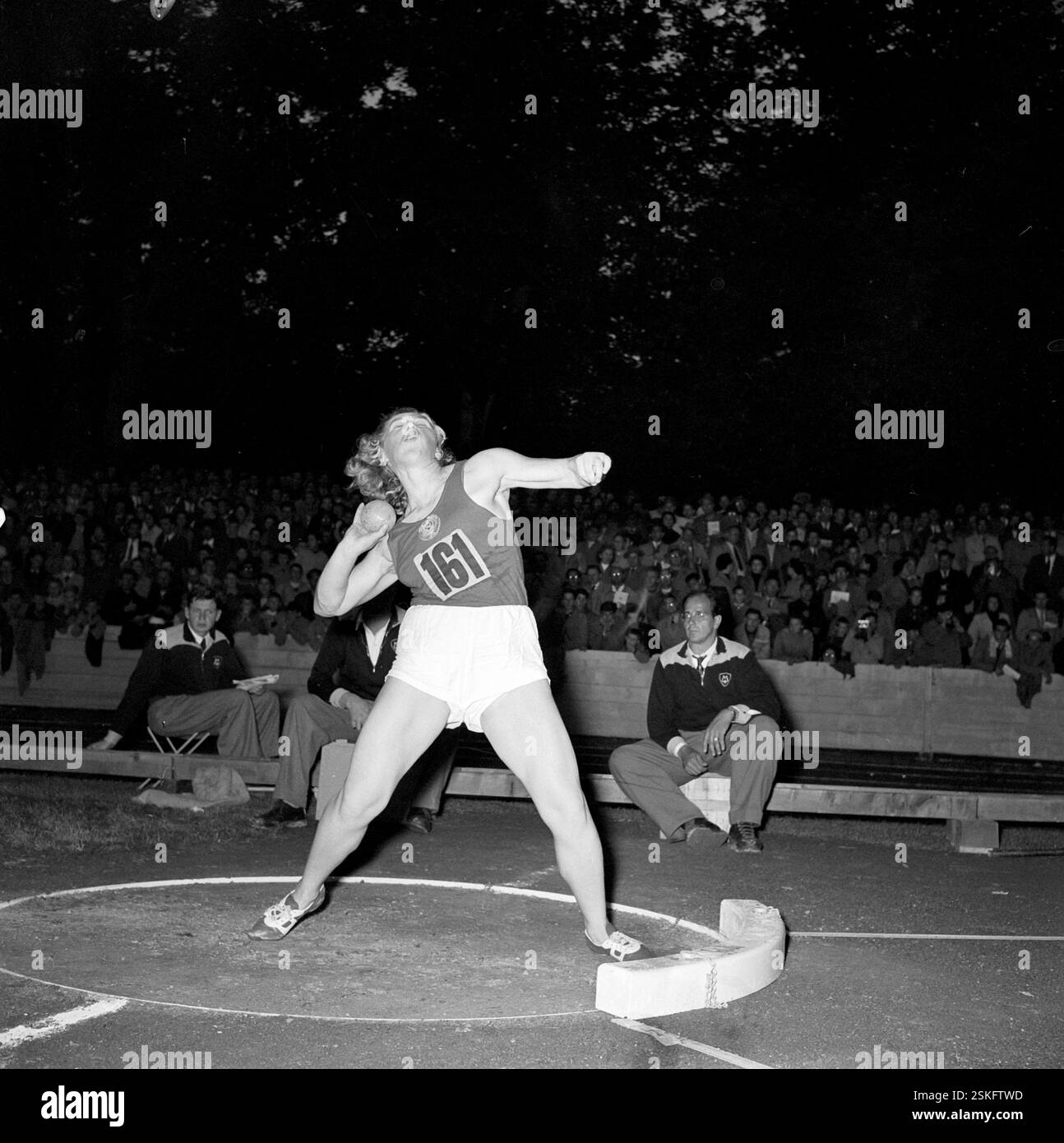 Throwing shot put Black and White Stock Photos & Images - Alamy