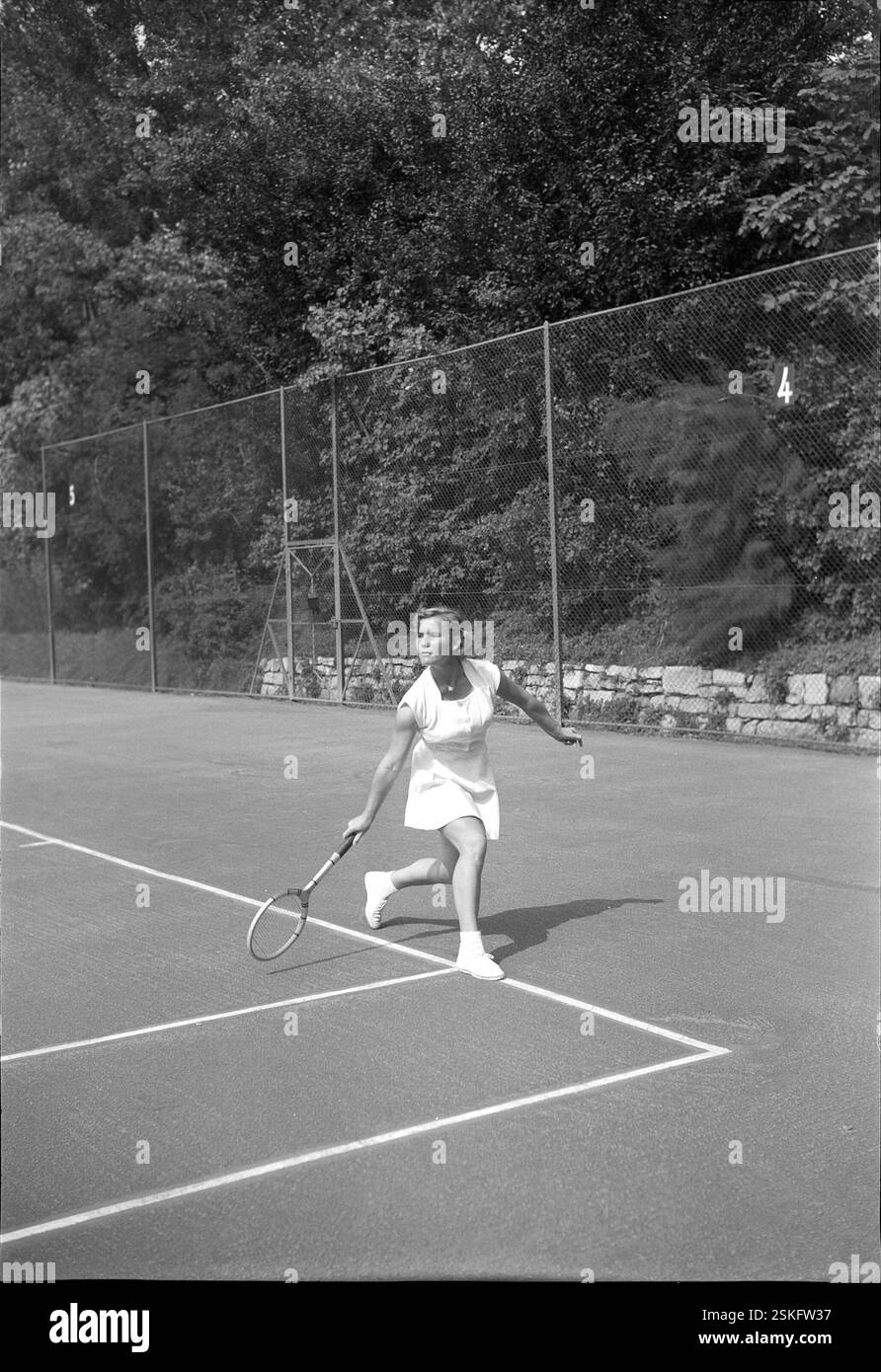 Tennisspielerin Violette Alvensleben-Rigollet, 1949#Tennis player ...