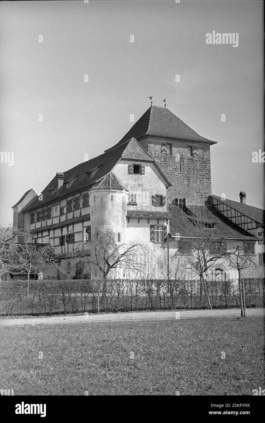 Schloss Hegi in Winterthur, 1946#Hegi Castle in Winterthur, 1946- RDB ...