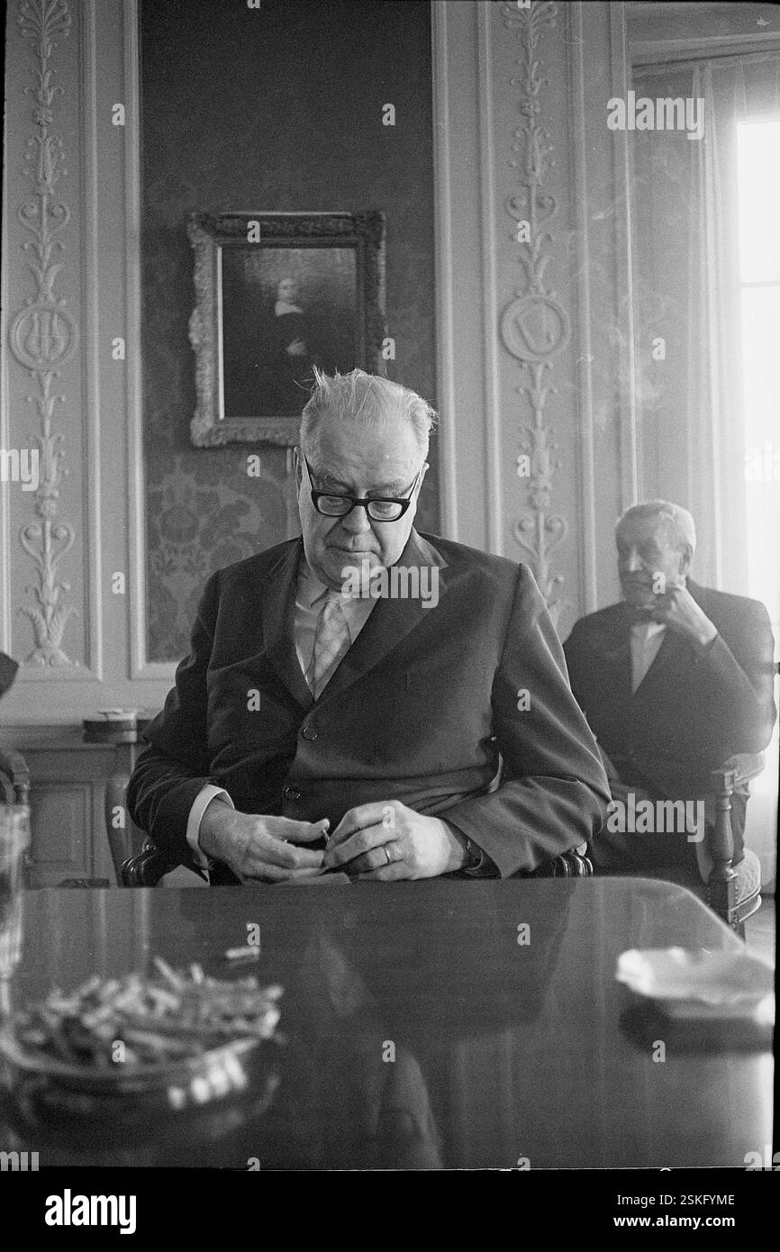 Premierminister Tage Erlander in Bern 1969#Prime minister Tage Erlander ...