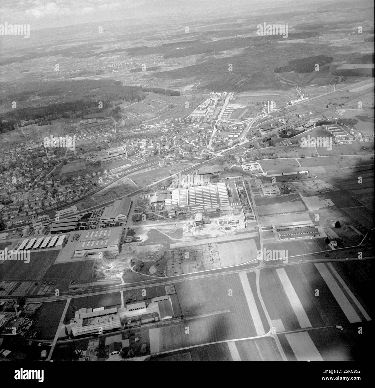 Winterthur, Sulzer Areal, Luftaufnahme 1951#Winterthur, Sulzer areal ...