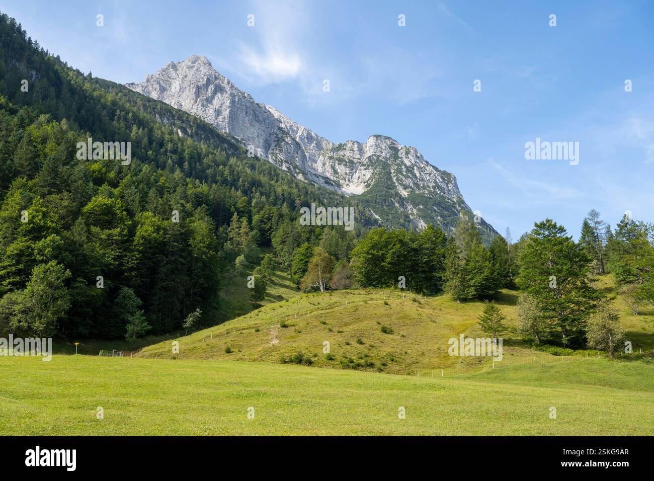 Wettersteingebirge hi-res stock photography and images - Alamy
