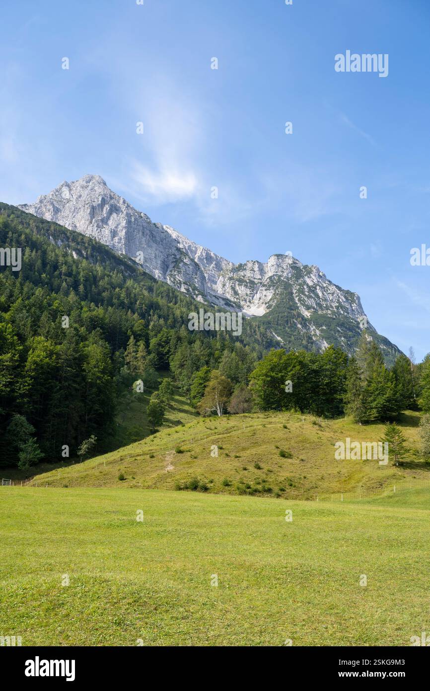 Wettersteingebirge hi-res stock photography and images - Alamy