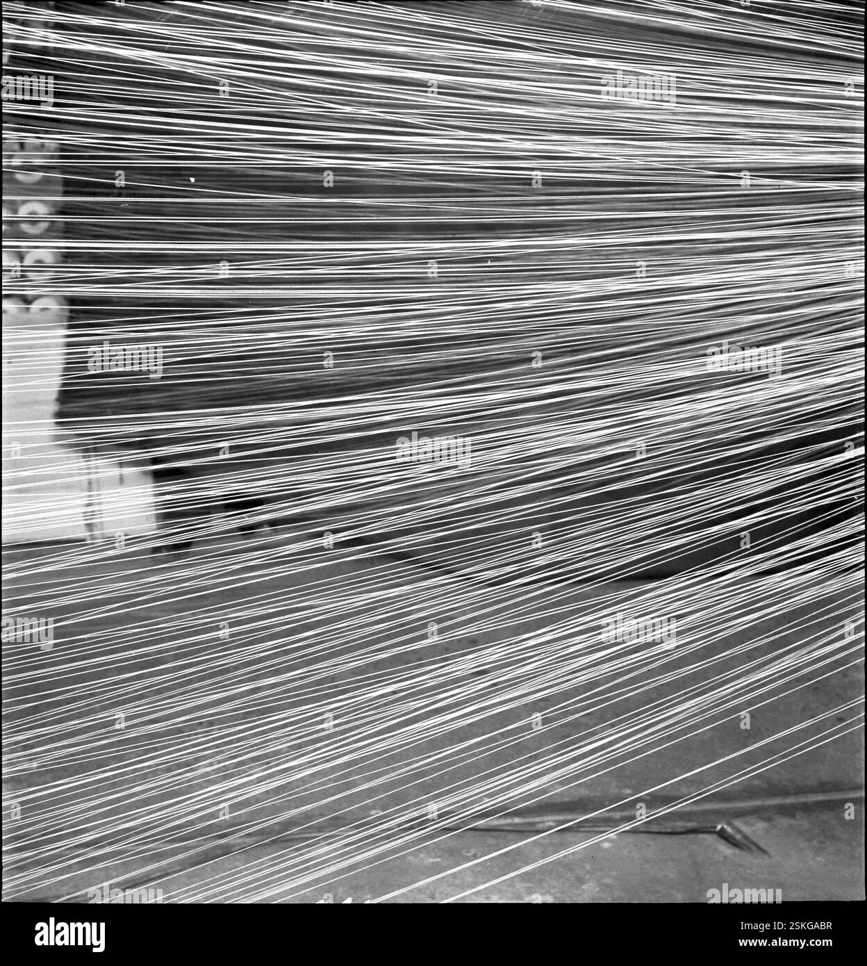 Maschine, Webmaschine in der Zellwolle-Weberei Kradolf TG 1941#Weaving ...