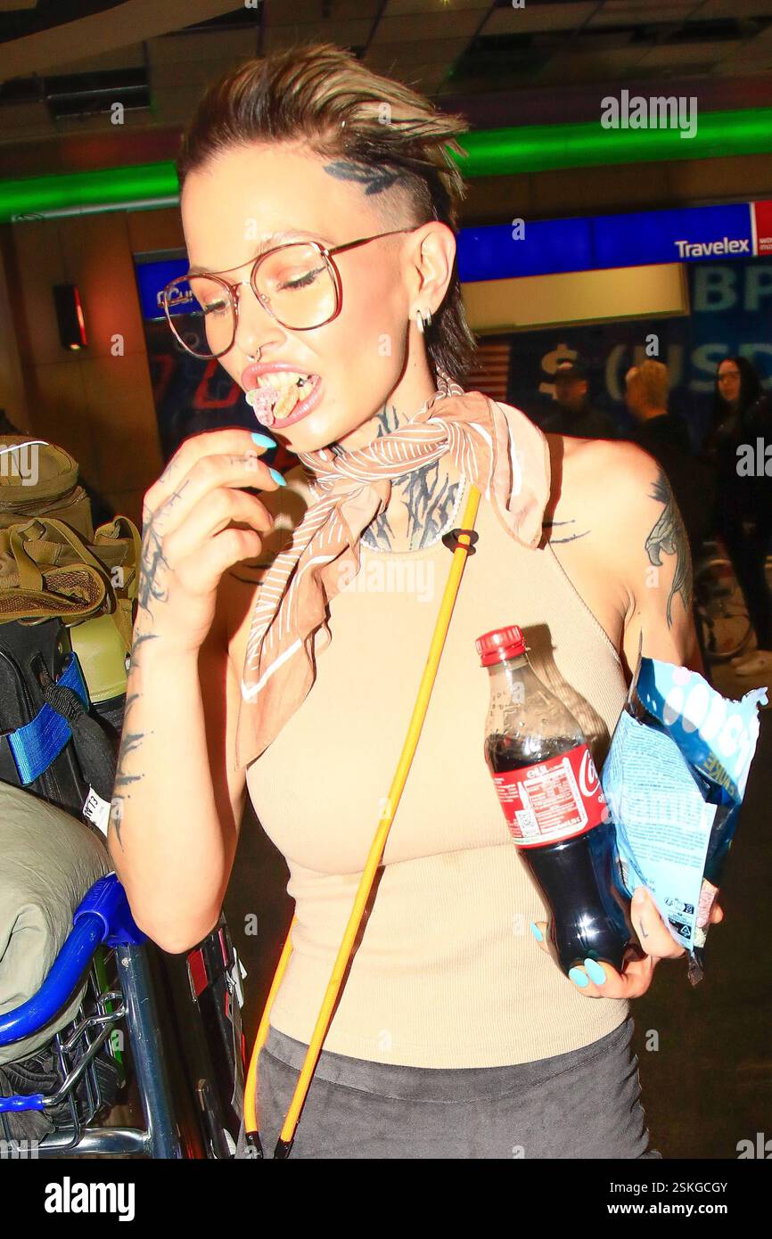 RTL Dschungelcamp 2025 - Ankunft der Dschungel Kandidaten Edith ...