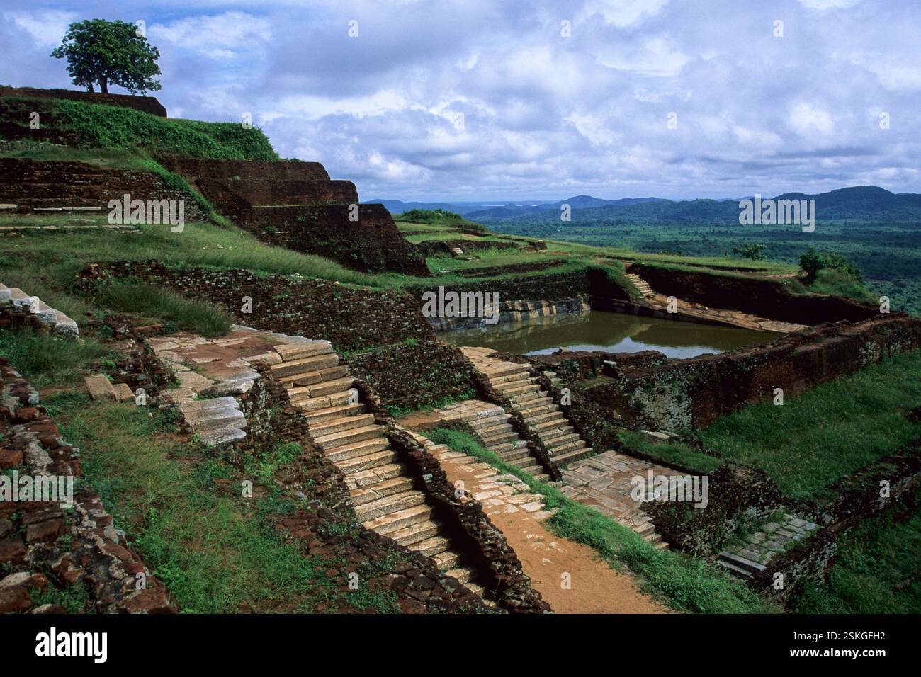 King kassapa i hi-res stock photography and images - Alamy