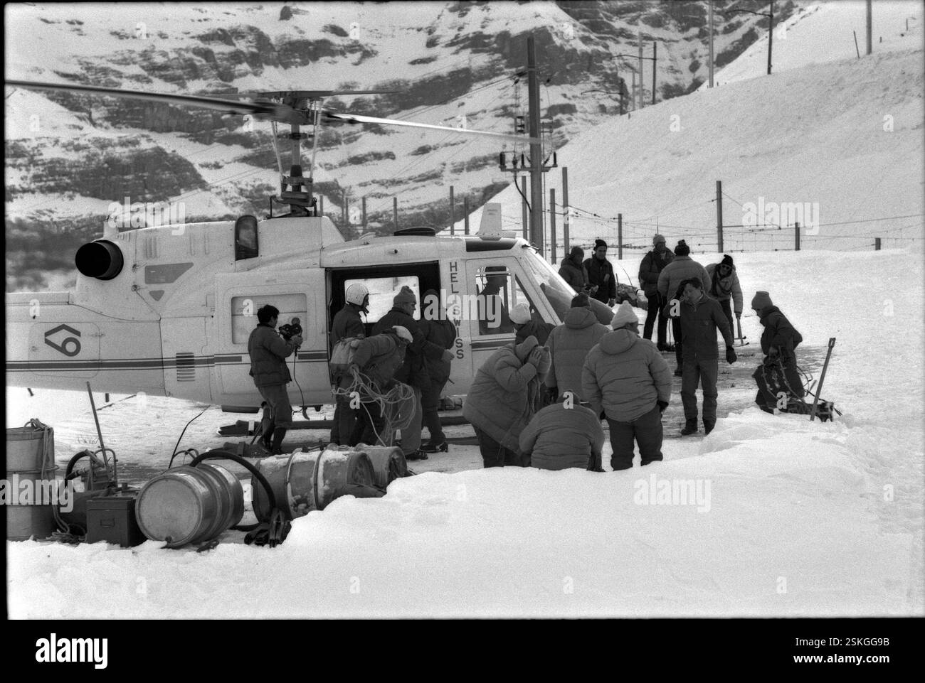 Rettung des Japaners K. Kimura aus der Eiger-Nordwand, 1970: Helikopter bringt ...