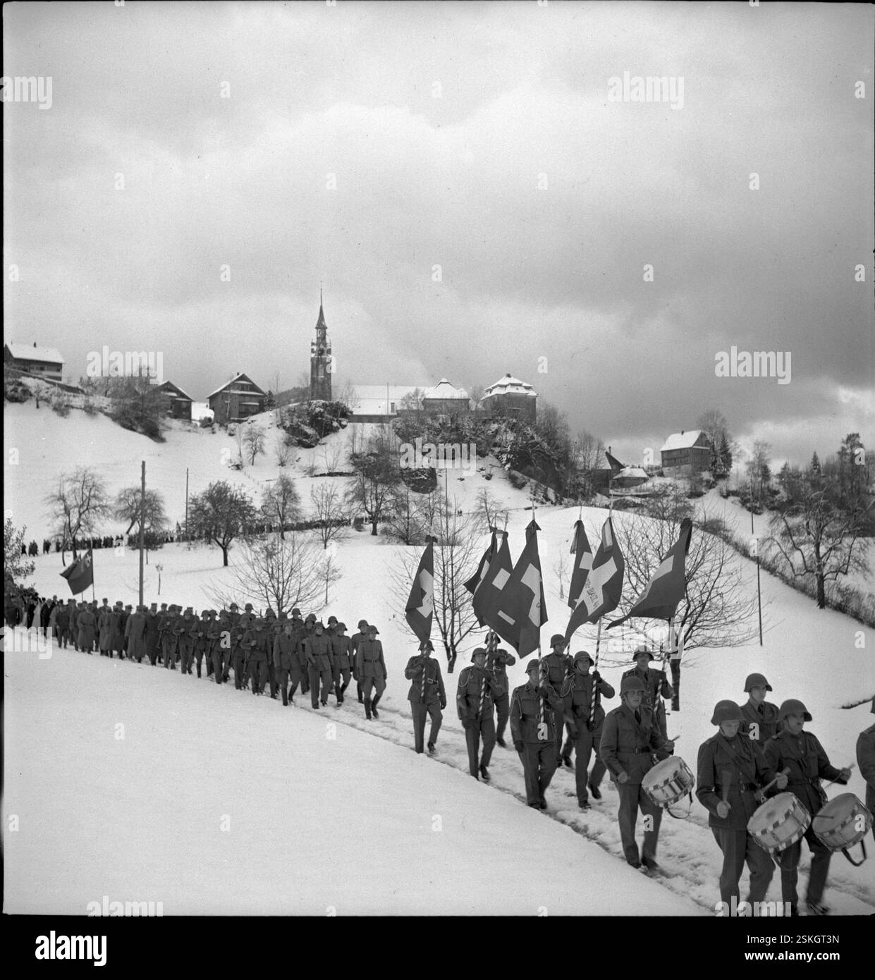 Morgartenschlacht 15.11.1315--- Soldaten marschieren an der 635 ...