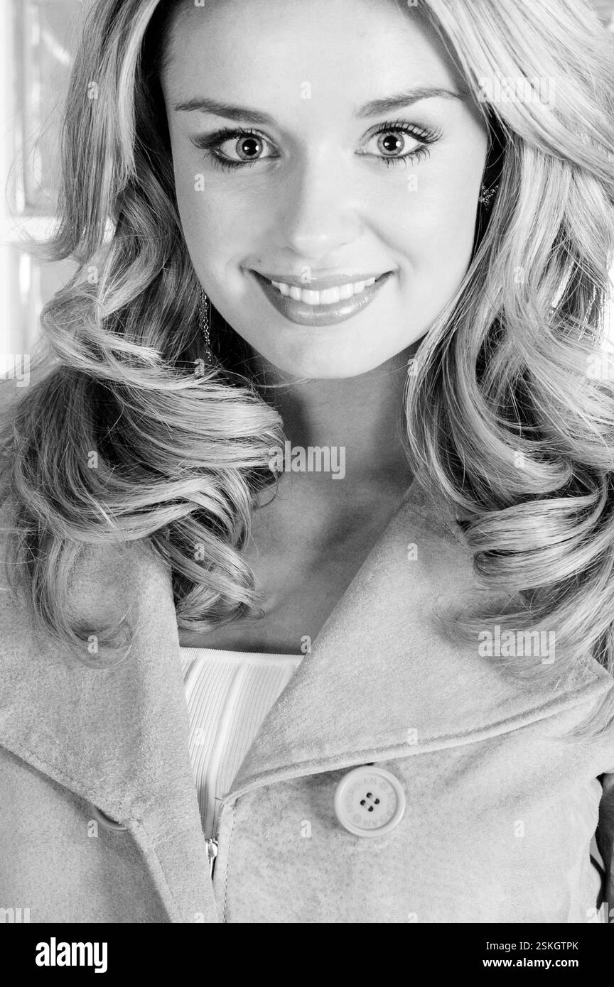 KATHERINE JENKINS, YOUNG, PORTRAIT, 2005: Operatic singer and TV star ...