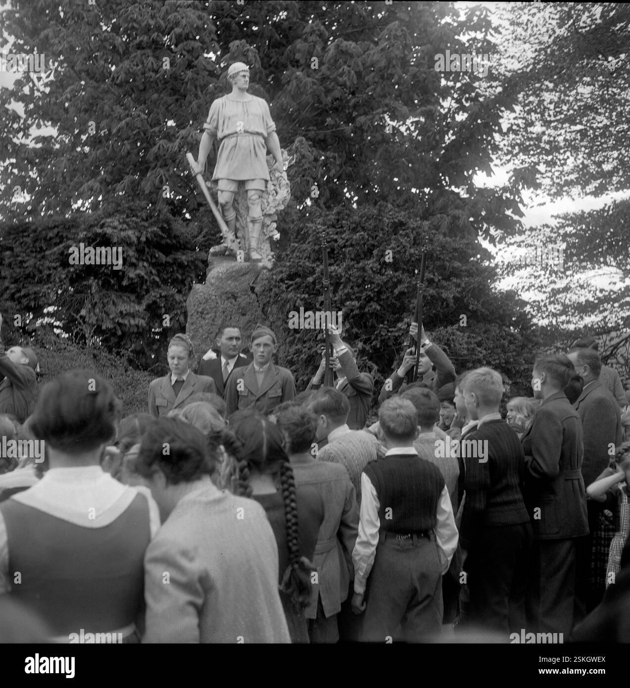 Schlachtdenkmal: Appenzeller Bauer mit Morgenstern#Battle monument ...