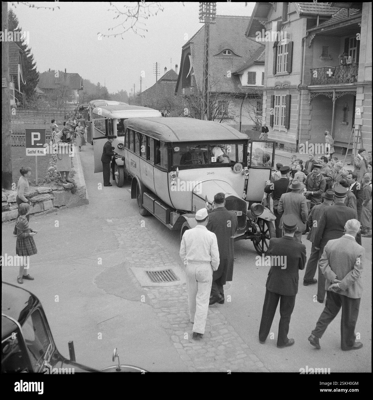 PTT feiert 50 Jahre Postauto, Bern 1956#PTT celebrates postal bus 50th ...