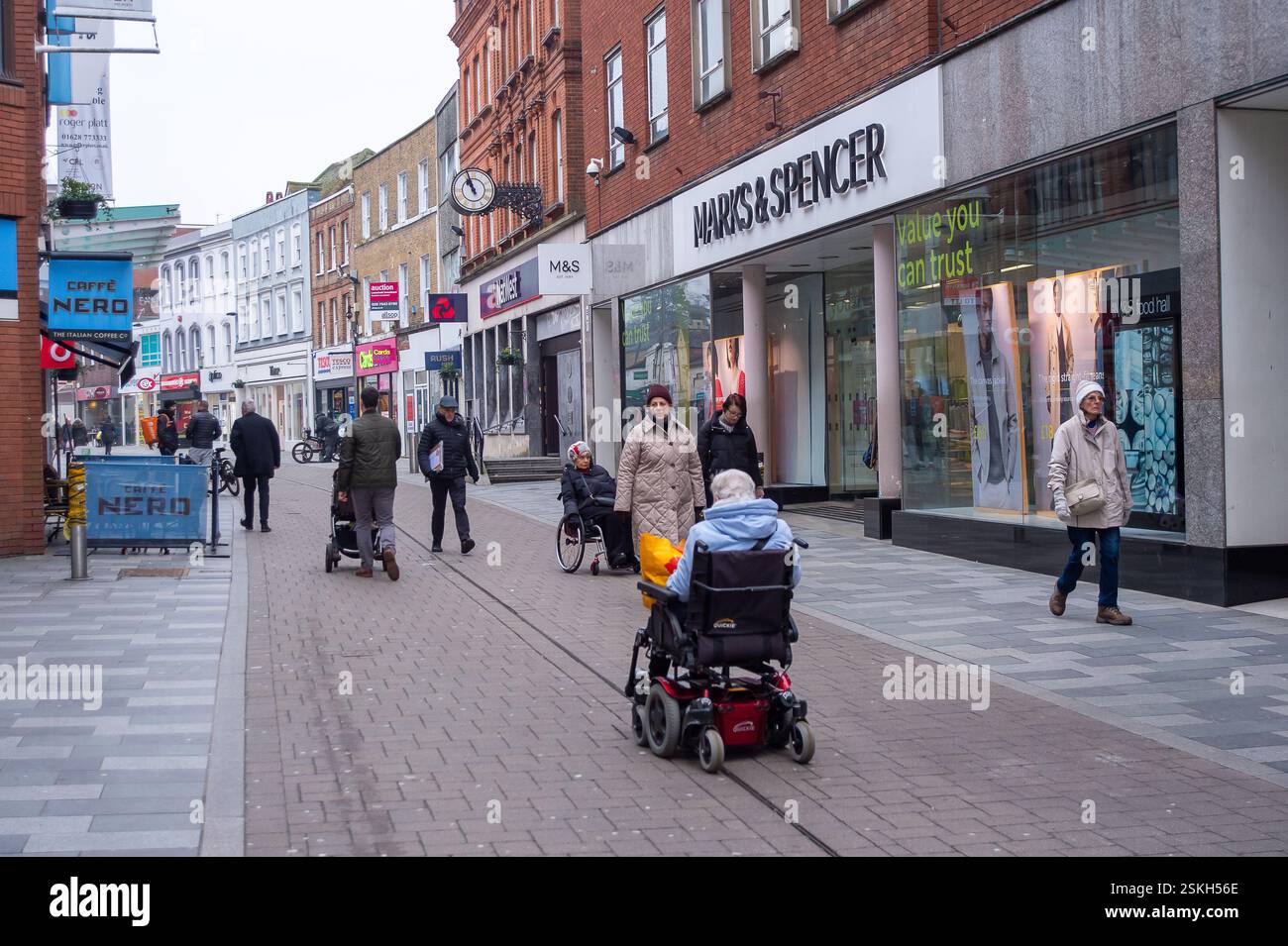 Maidenhead, Berkshire, UK. 11th February, 2025. Shoppers out in ...