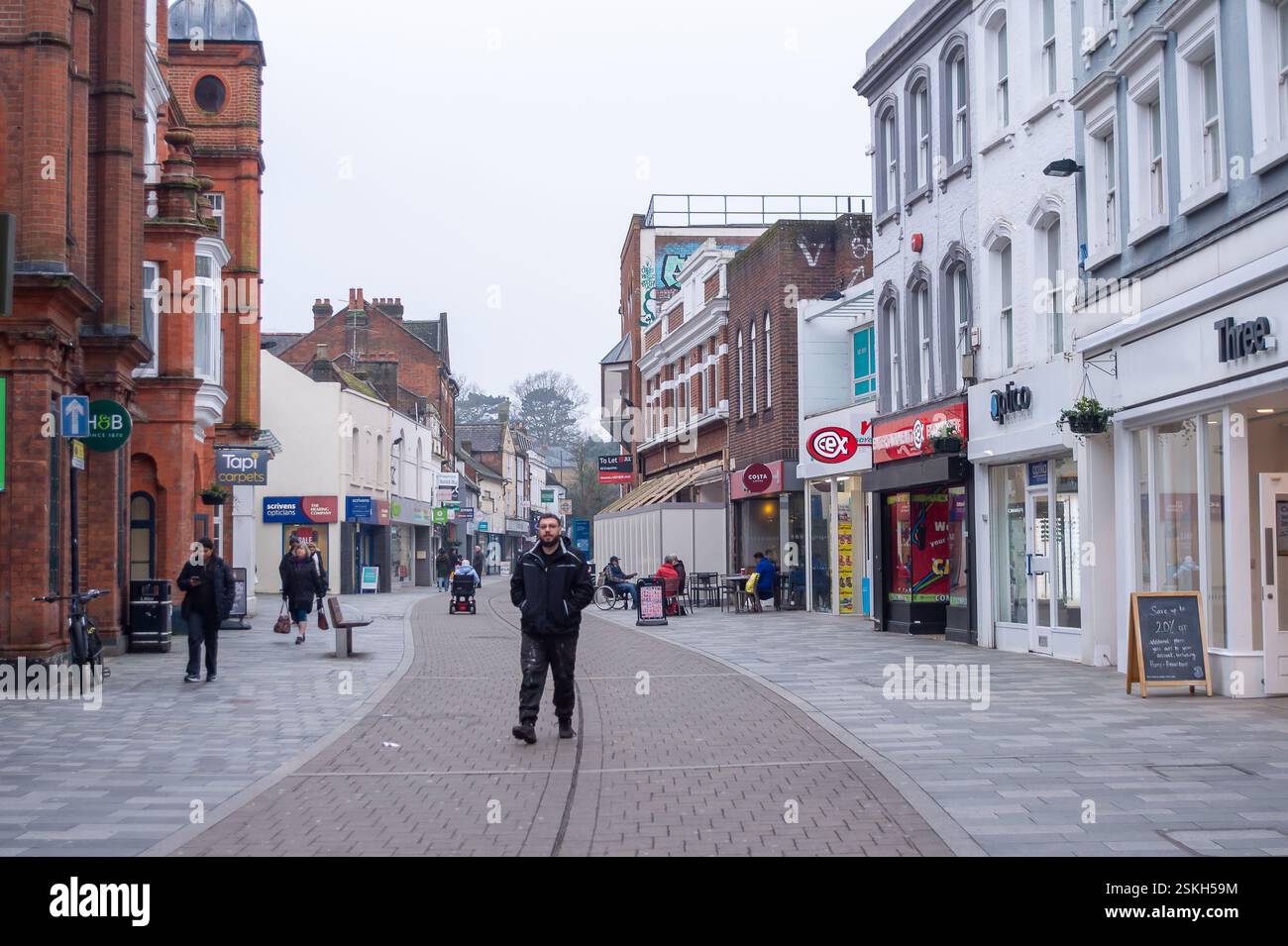 Maidenhead, Berkshire, UK. 11th February, 2025. Shoppers out in ...