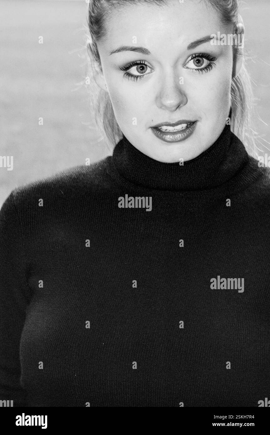 KATHERINE JENKINS, YOUNG, 2004: Opera star Katherine Jenkins from Wales ...