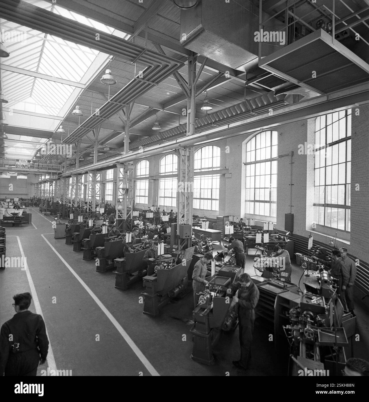 Neue Lehrwerkstätte der Sulzer-Werke, Winterthur 1961#New training ...