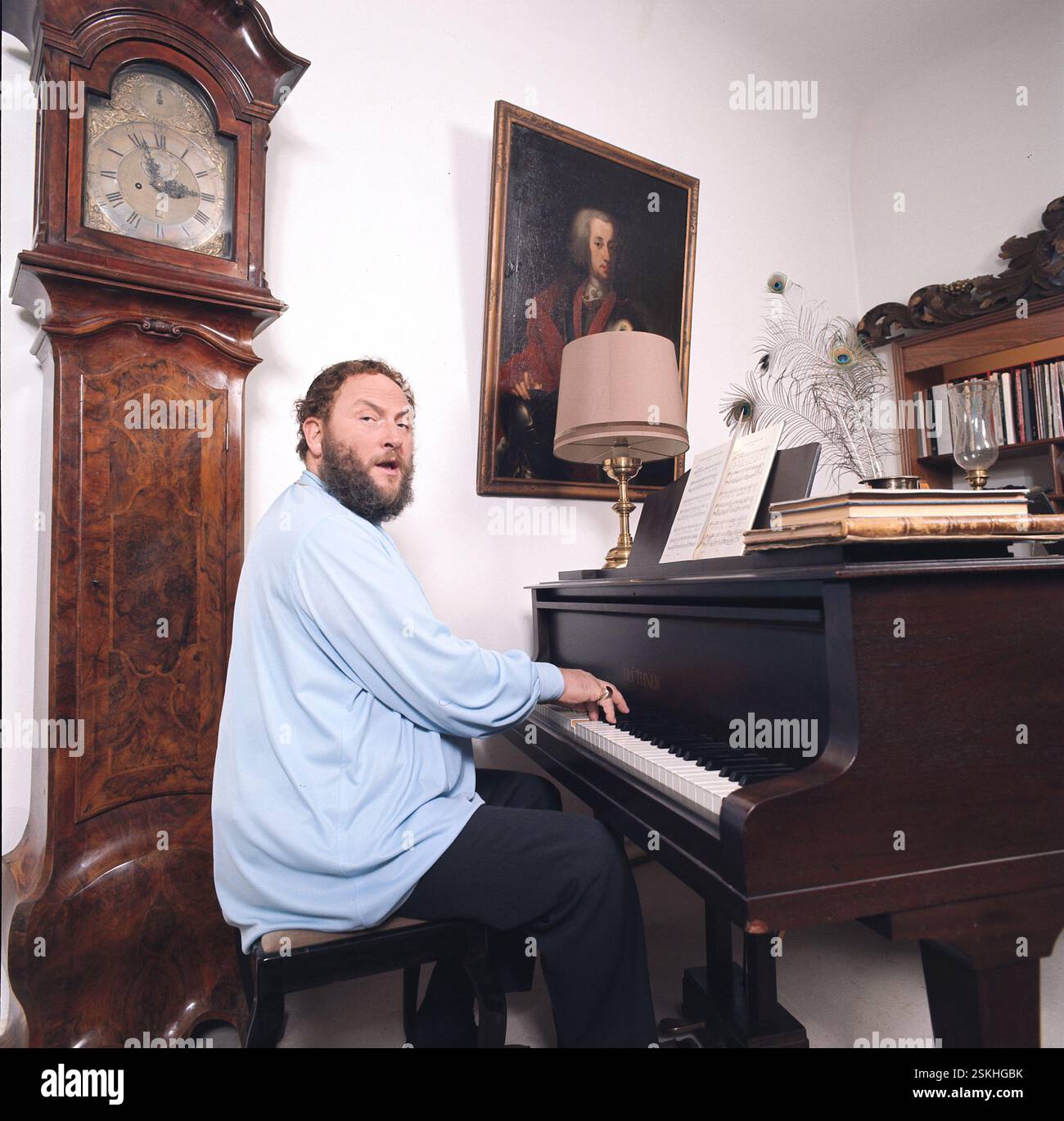 Ivan Rebroff 1975: Homestory#Ivan Rebroff 1975: Homestory Stock Photo ...