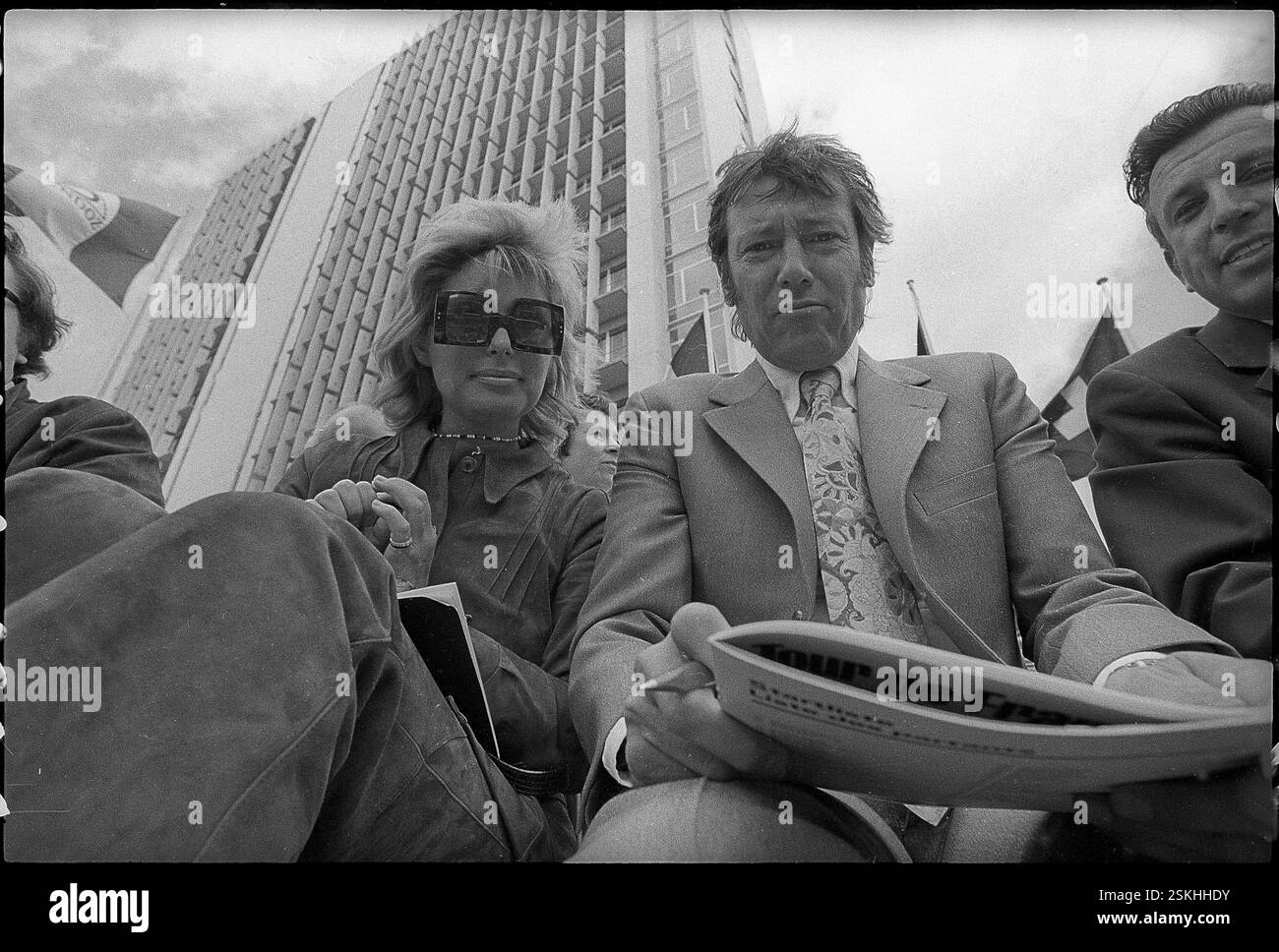 Dietmar Schönherr und seine Frau Vivi Bach, 1971#Dietmar Schönherr and ...