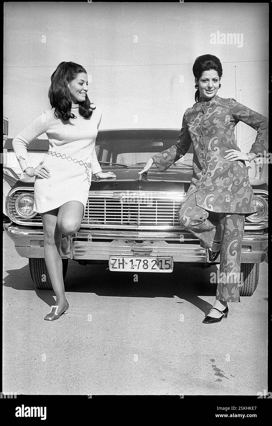 Miss Schweiz 1968 Jeanette Biffiger und Miss England#Miss Switzerland ...