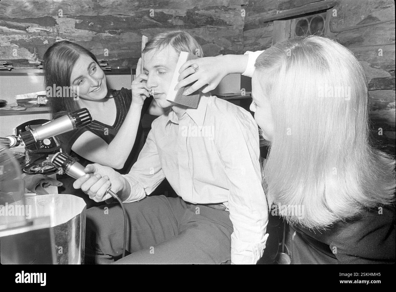 DJ Michael Jones, Discjockey, 1968#DJ Michael Jones, disc jockey, 1968 ...