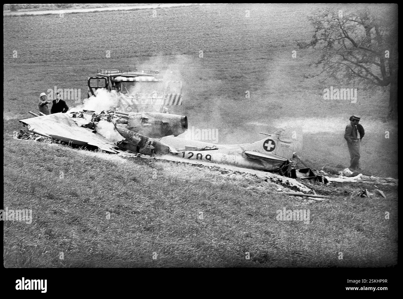 Vampire-Absturz bei Hegnau ZH 1971#Vampire plane crash near Hegnau ZH ...