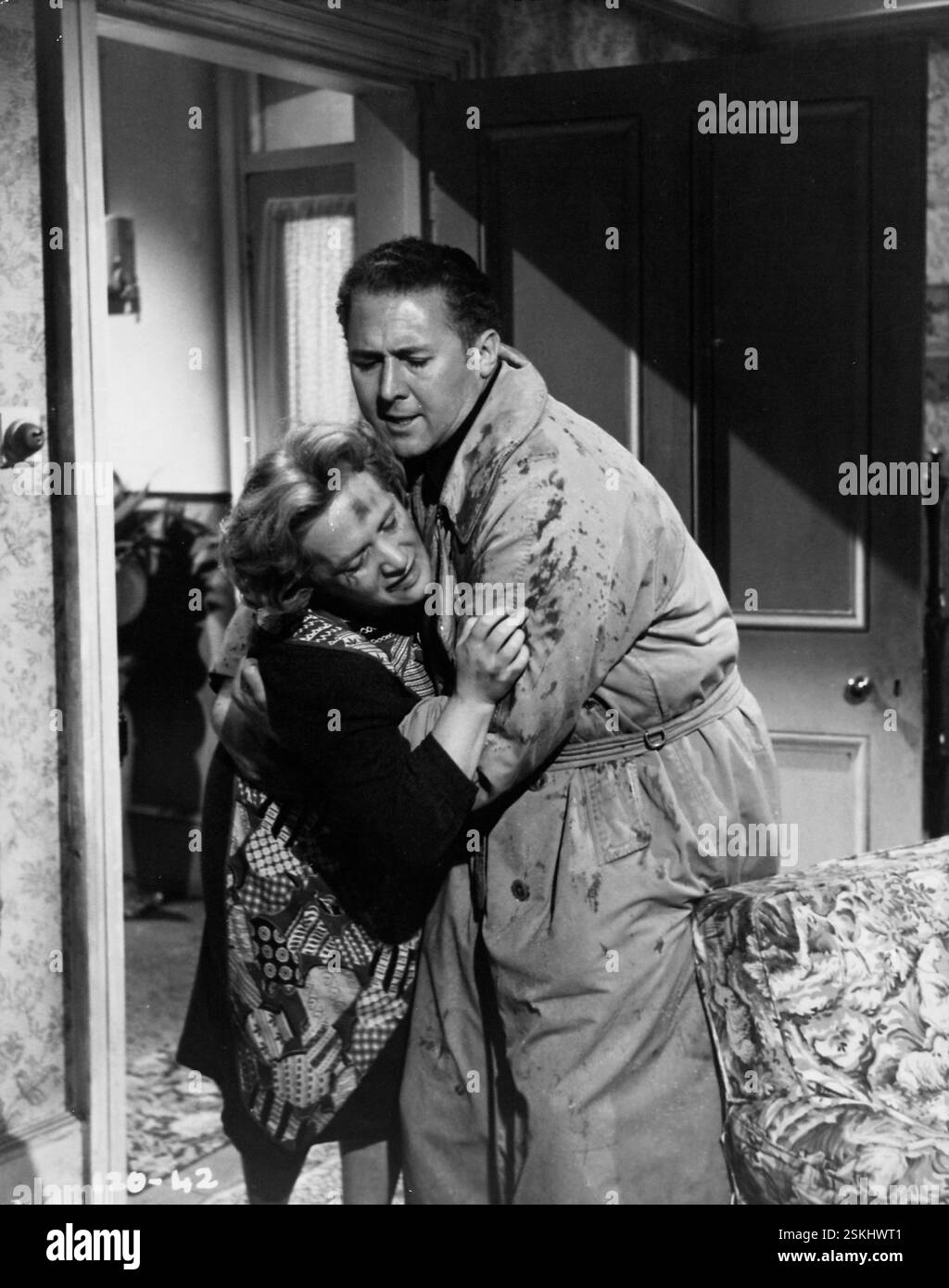Barbara Mullen, Anthony Quayle in "The Challenge" 1960#Barbara Mullen ...