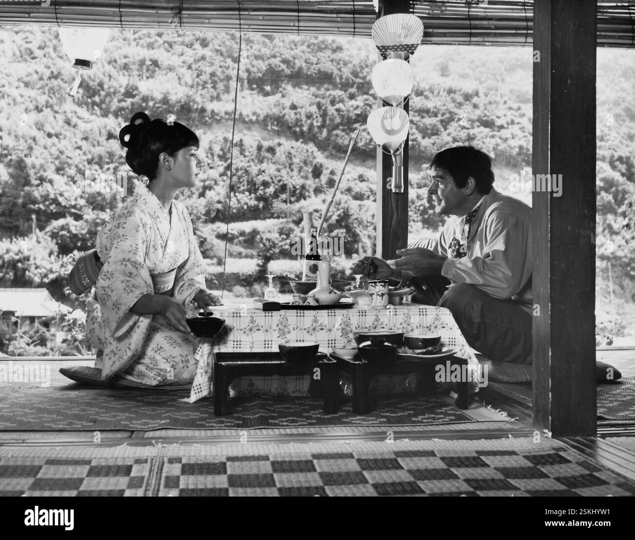 Mie Hama, Sean Connery in "You only live twice" 1967#Mie Hama, Sean ...