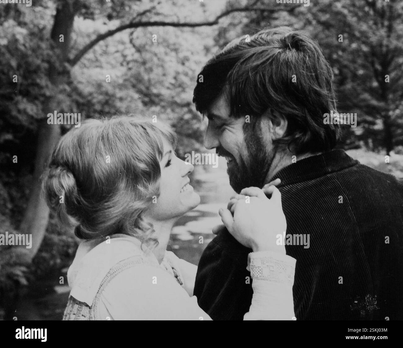 Jennie Linden, Alan Bates in "Women in Love" 1969#Jennie Linden, Alan ...