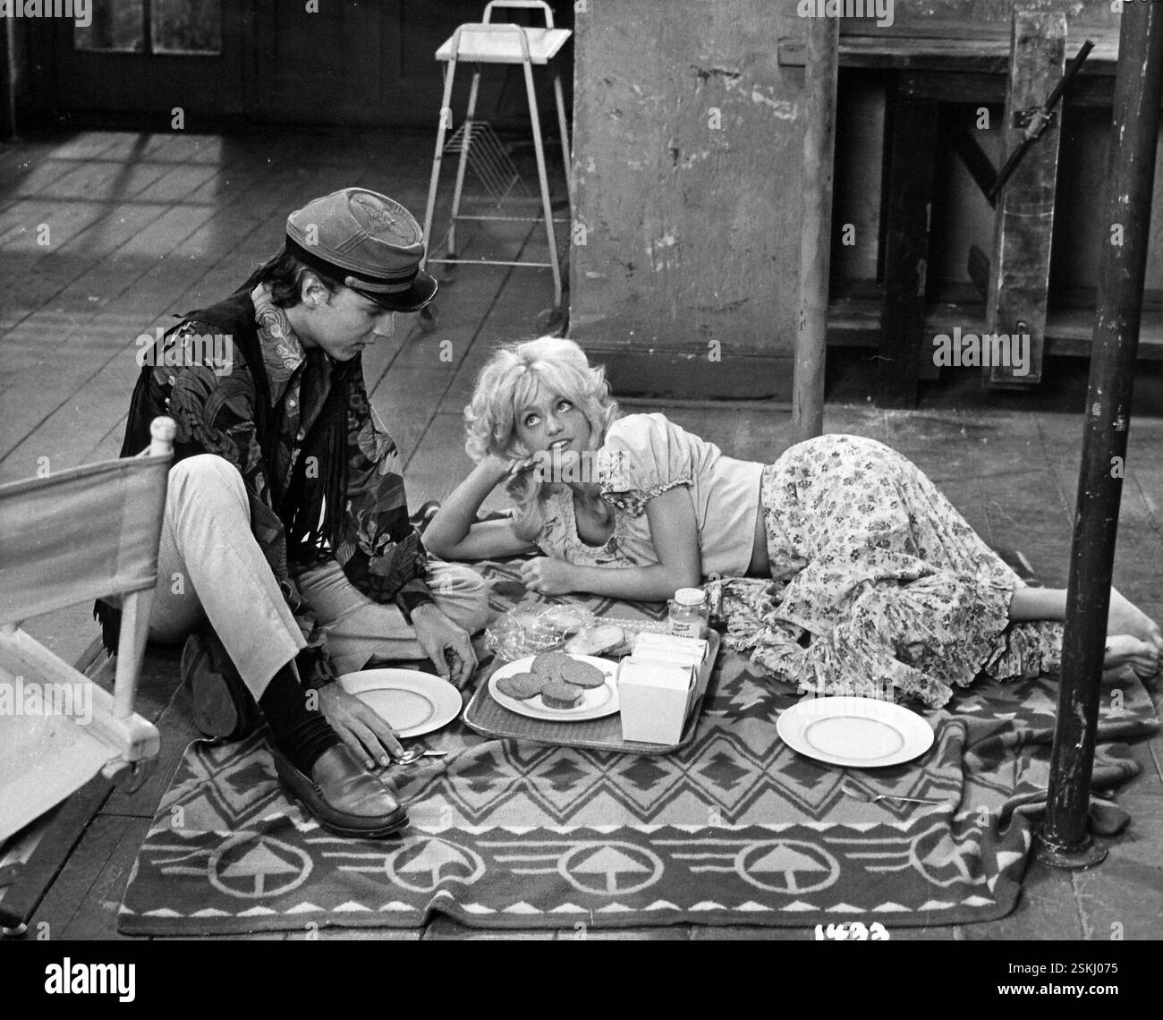 Edward Albert, Goldie Hawn in "Butterflies are free" 1972#Edward Albert, Goldie Hawn in ...