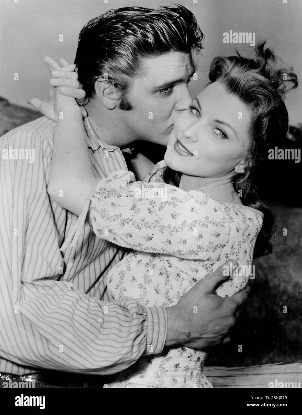 Elvis Presley, Dolores Hart in "Love me tender" 1956#Elvis Presley ...