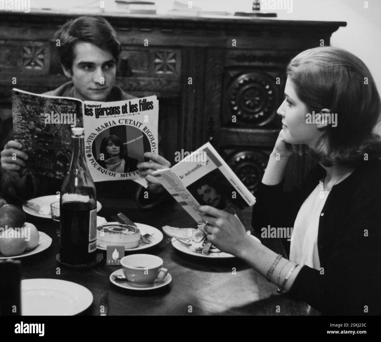 Jean-Pierre Leaud, Catherine Isabelle Duport in "Masculin Feminin" 1966 ...