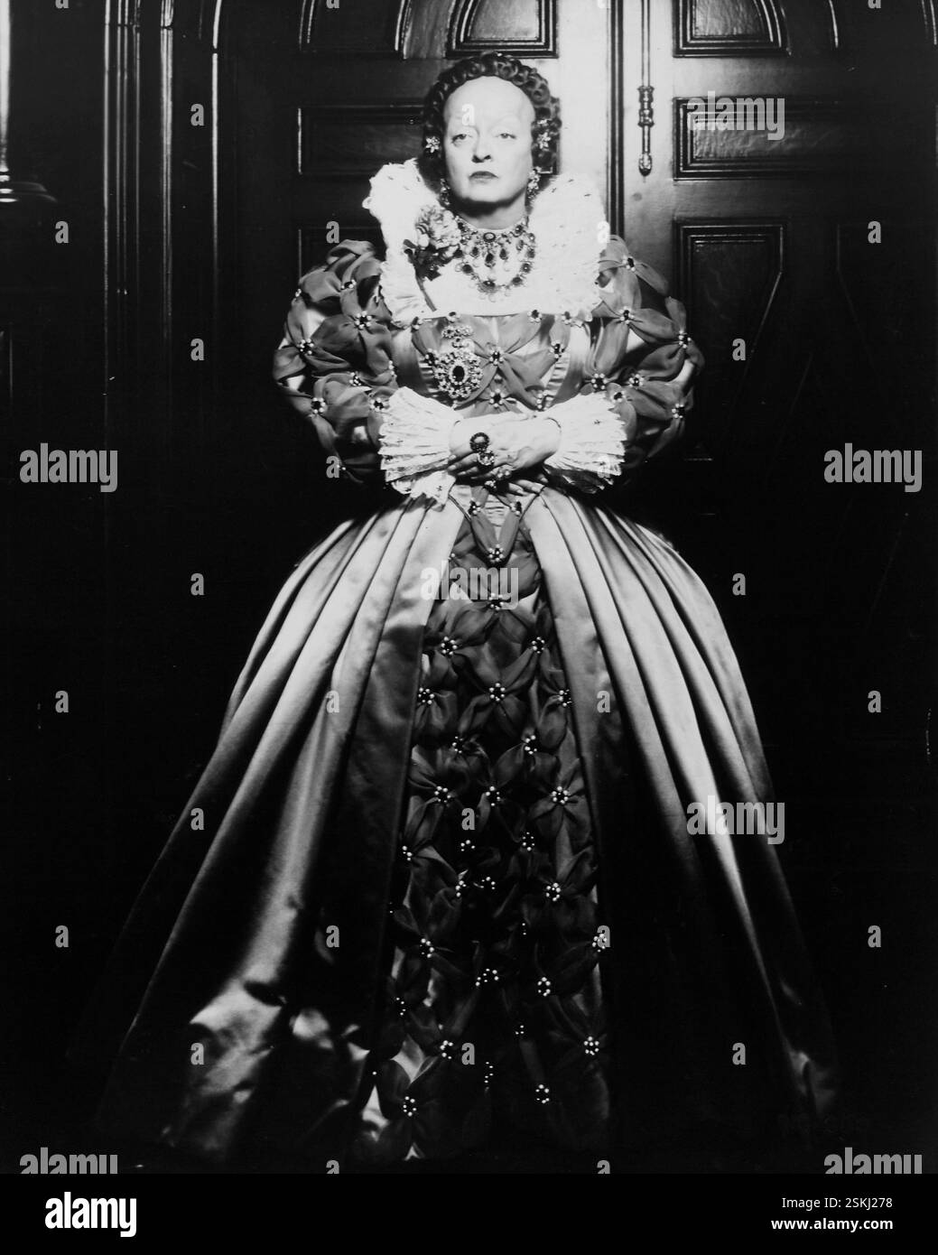Bette Davis in "The Virgin Queen" 1955#Bette Davis in "The Virgin Queen ...