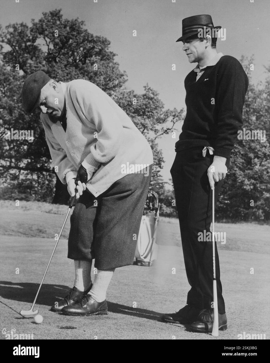 Gert Fröbe, Sean Connery in "Goldfinger" 1964#Gert Fröbe, Sean Connery ...