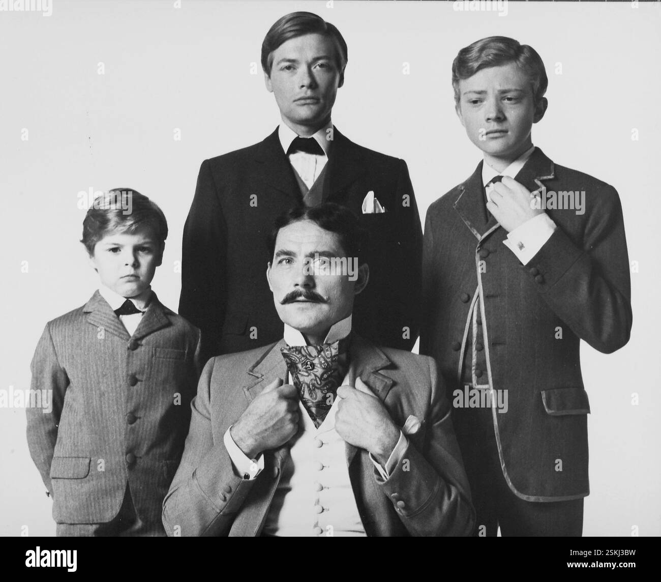 Robert Shaw, Russell Lewis, Simon Ward, Michael Audreson in "Young ...