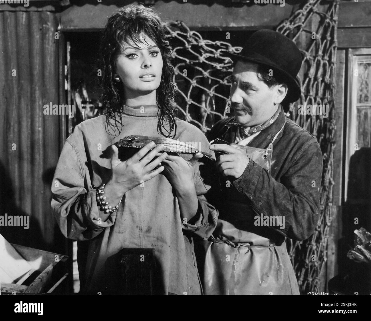 Sophia Loren, Alfie Bass in "The Millionairess" 1961#Sophia Loren ...