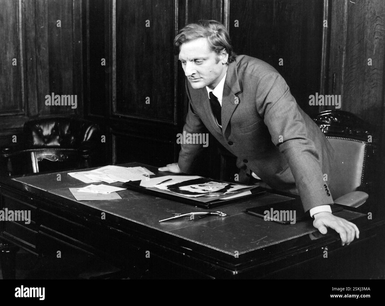 Bruno Cremer in "Les Gauloises Bleues" 1968#Bruno Cremer in "Les ...