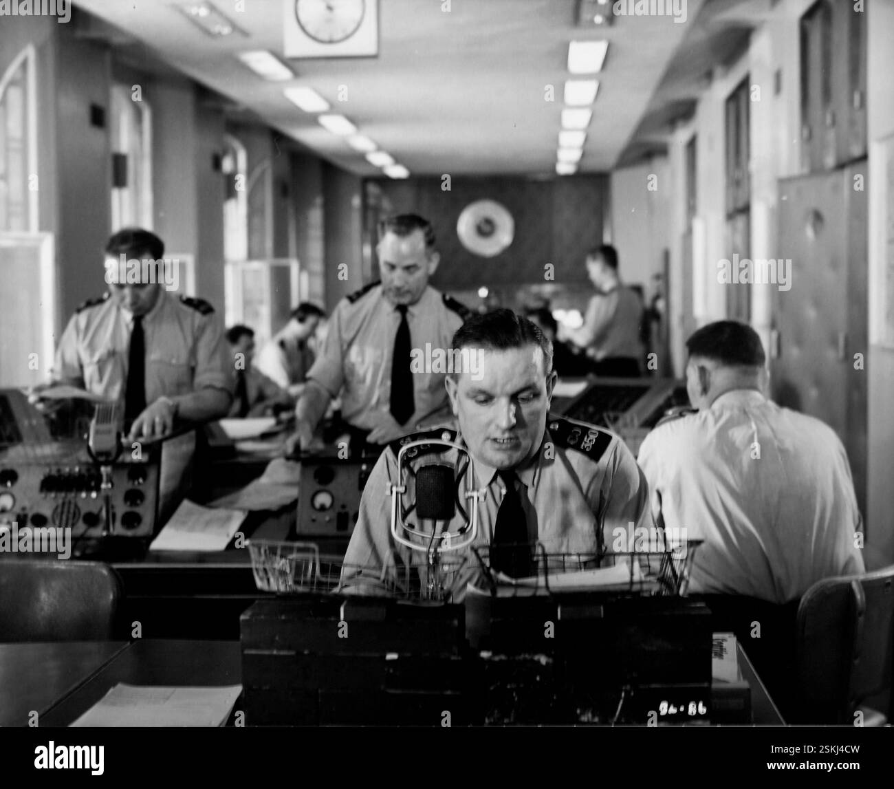 Bunny Lake is Missing", Filmszene 1965#"Bunny Lake is Missing", Movie ...