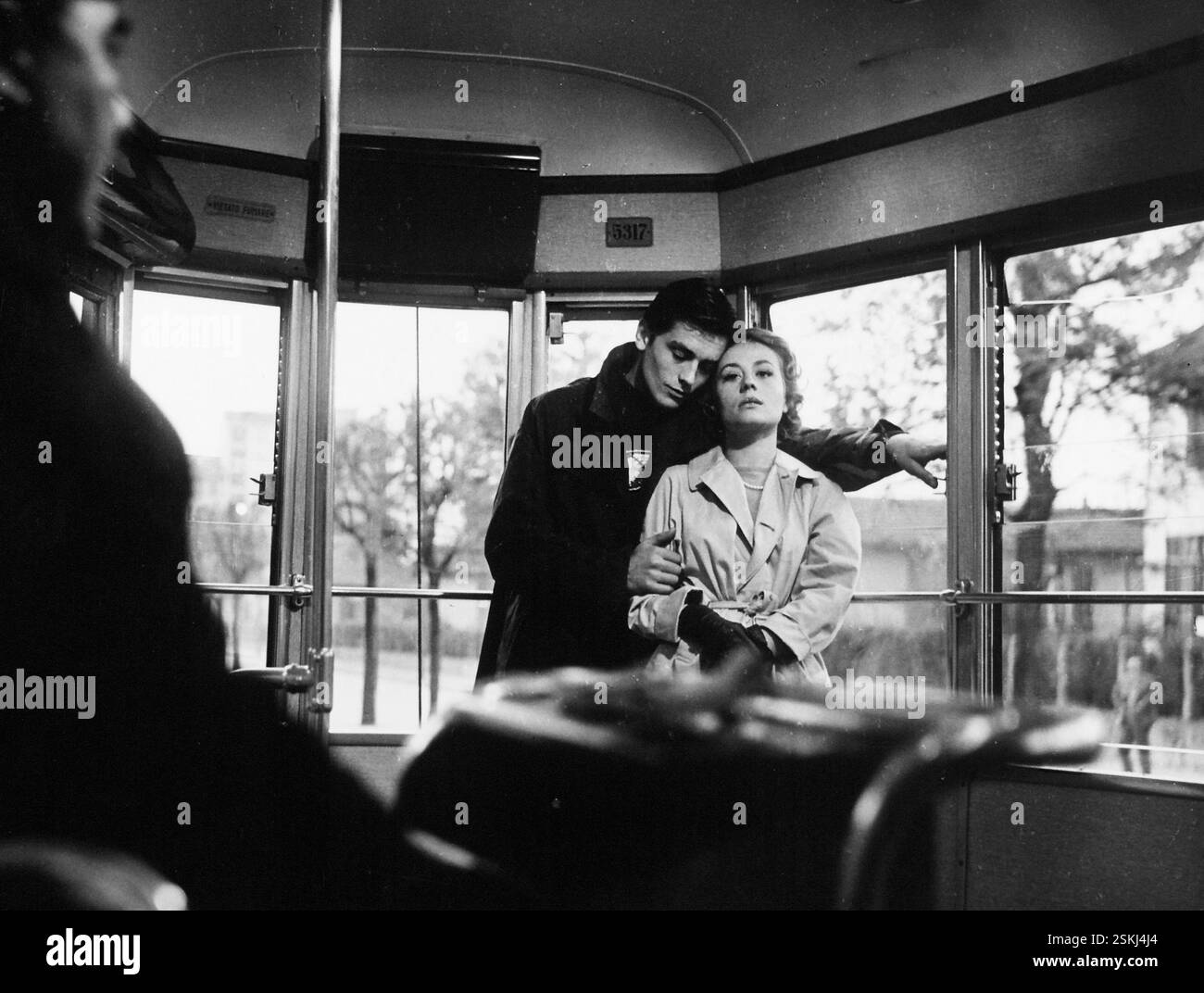 Alain Delon, Annie Girardot in "Rocco e i suoi Fratelli" 1960#Alain ...