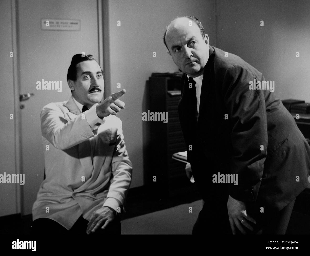 Alberto Sordi, Bernard Blier in "Crimen" 1960#Alberto Sordi, Bernard ...
