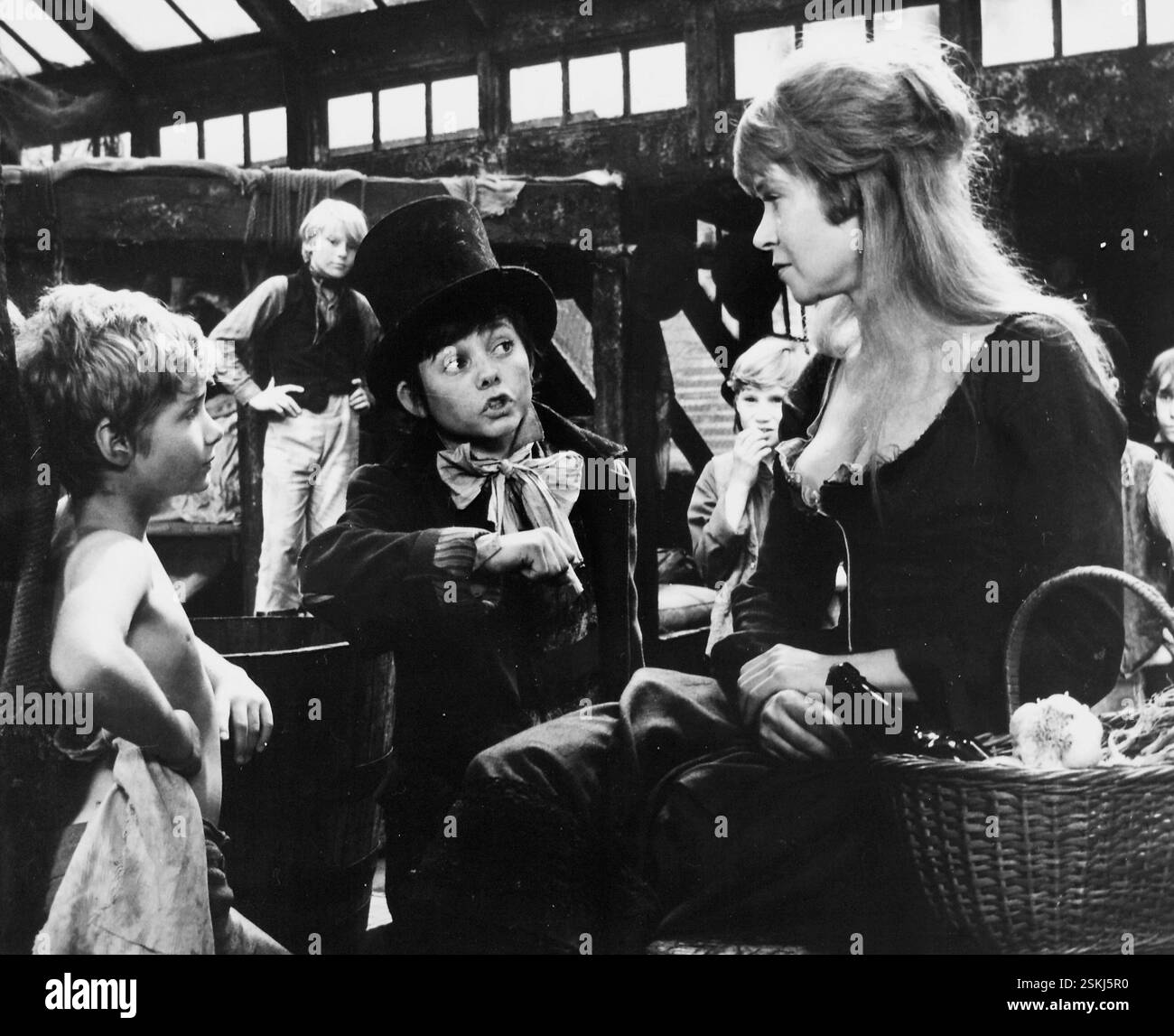 Oliver 1968 shani wallis hi-res stock photography and images - Alamy