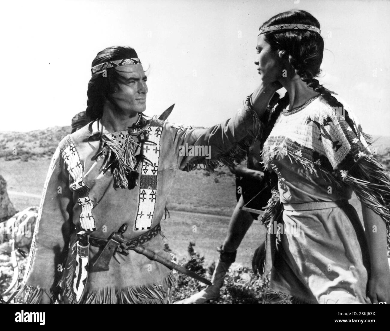 Pierre Brice, Marie Versini in "Winnetou und sein Freund Old Firehand ...