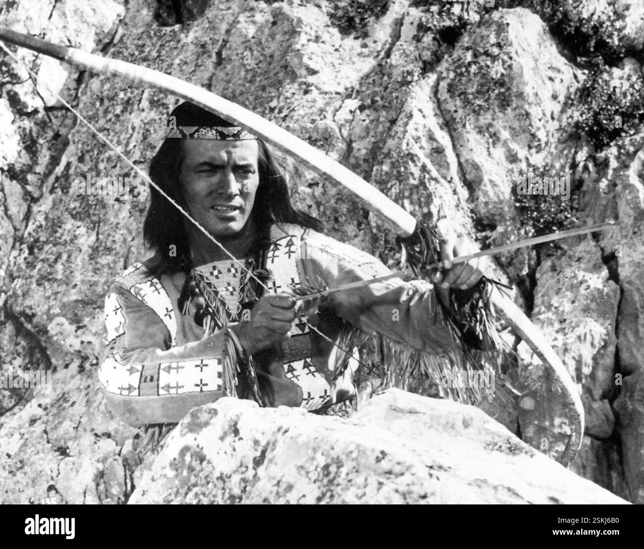 Pierre Brice in "Winnetou und sein Freund Old Firehand" 1966#Pierre ...