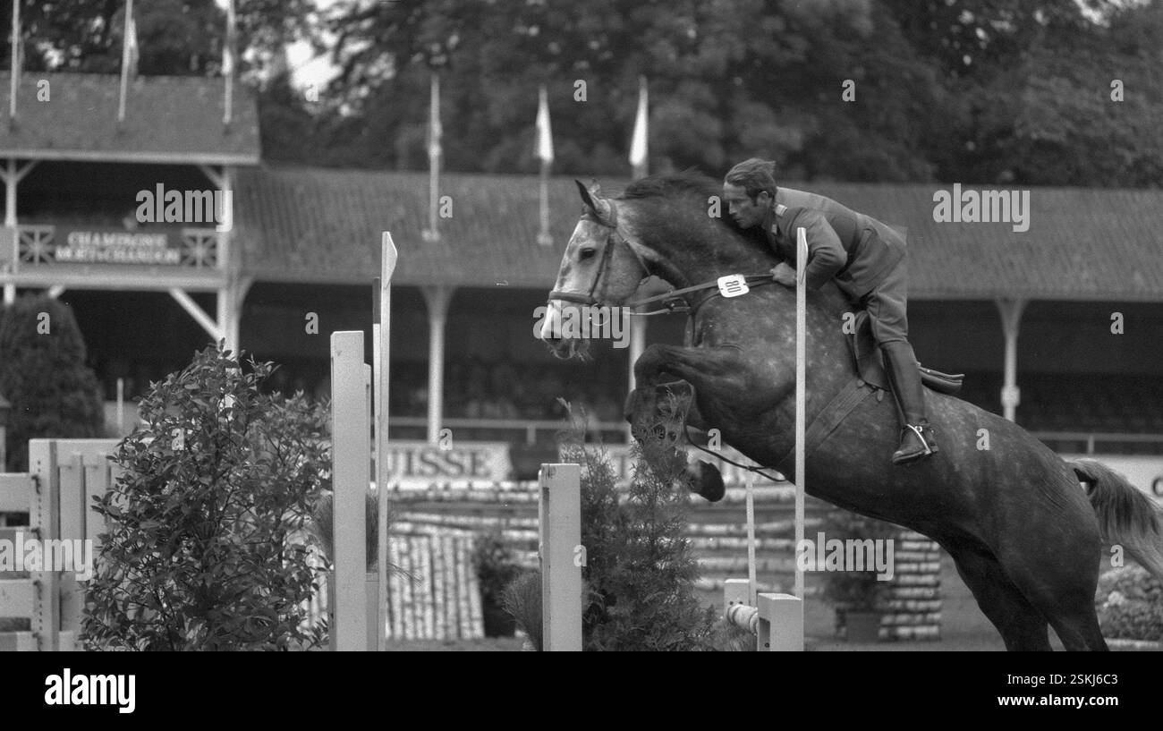 CSIO Luzern 1974: Max Hauri auf Woody Woodpecker#CSIO Lucerne 1974: Max ...