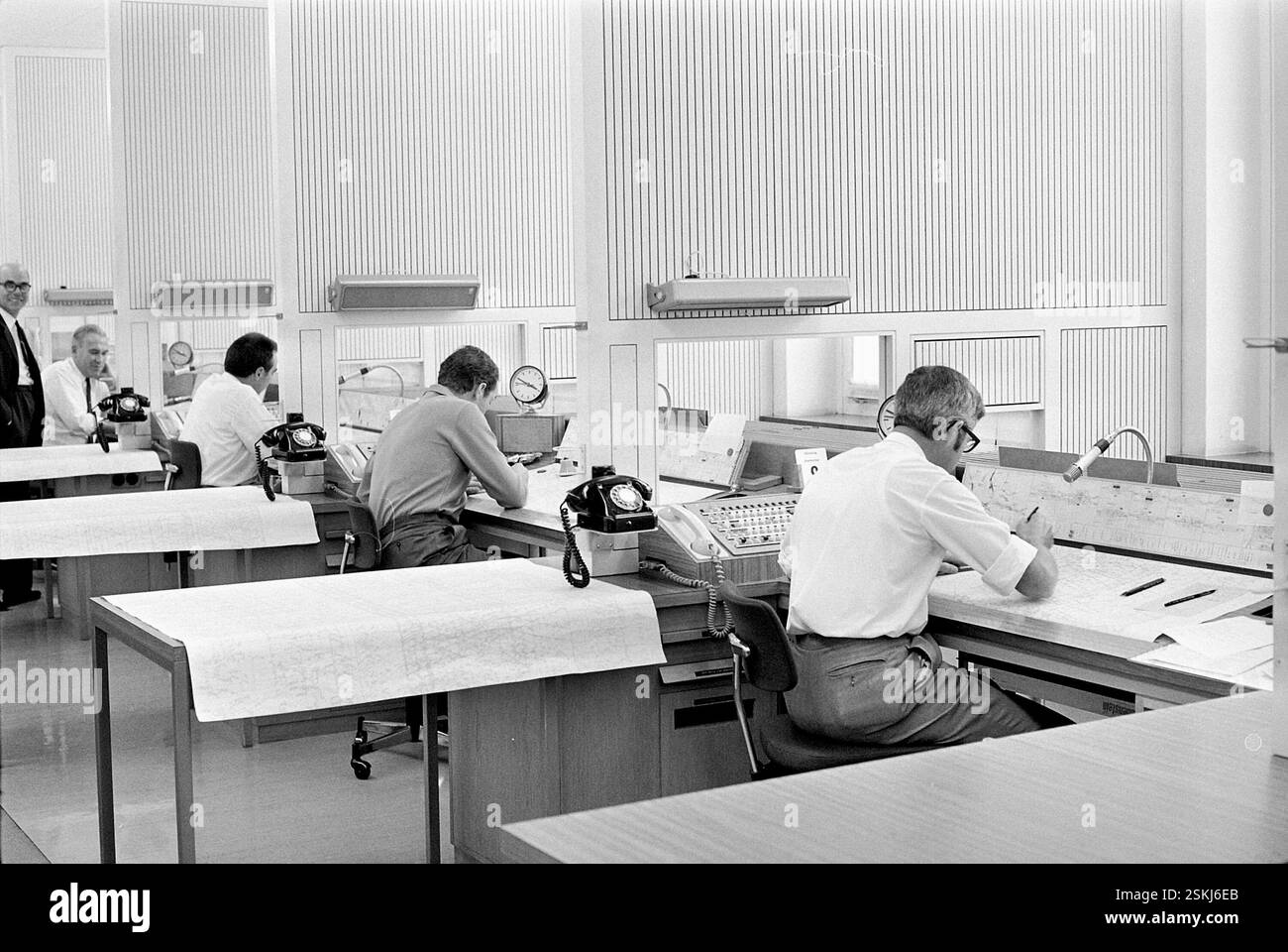 Neue Zugsicherung der SBB in Luzern 1969#SBB new automatic train ...