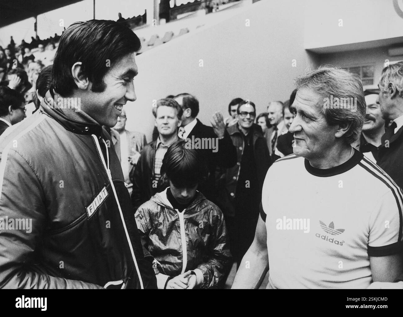 Eddy merckx 1977 hi-res stock photography and images - Alamy