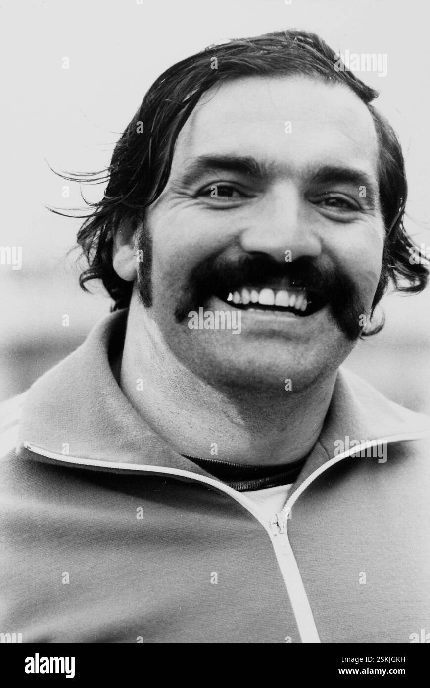 Kugelstosser Jean-Pierre Egger 1977#Shitputter Jean-Pierre Egger 1977 ...