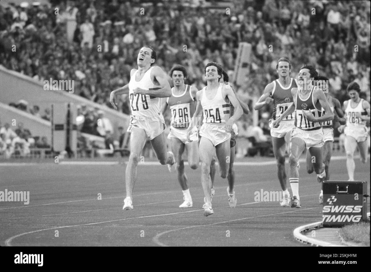 Coe and ovett 1980 olympic hi-res stock photography and images - Alamy