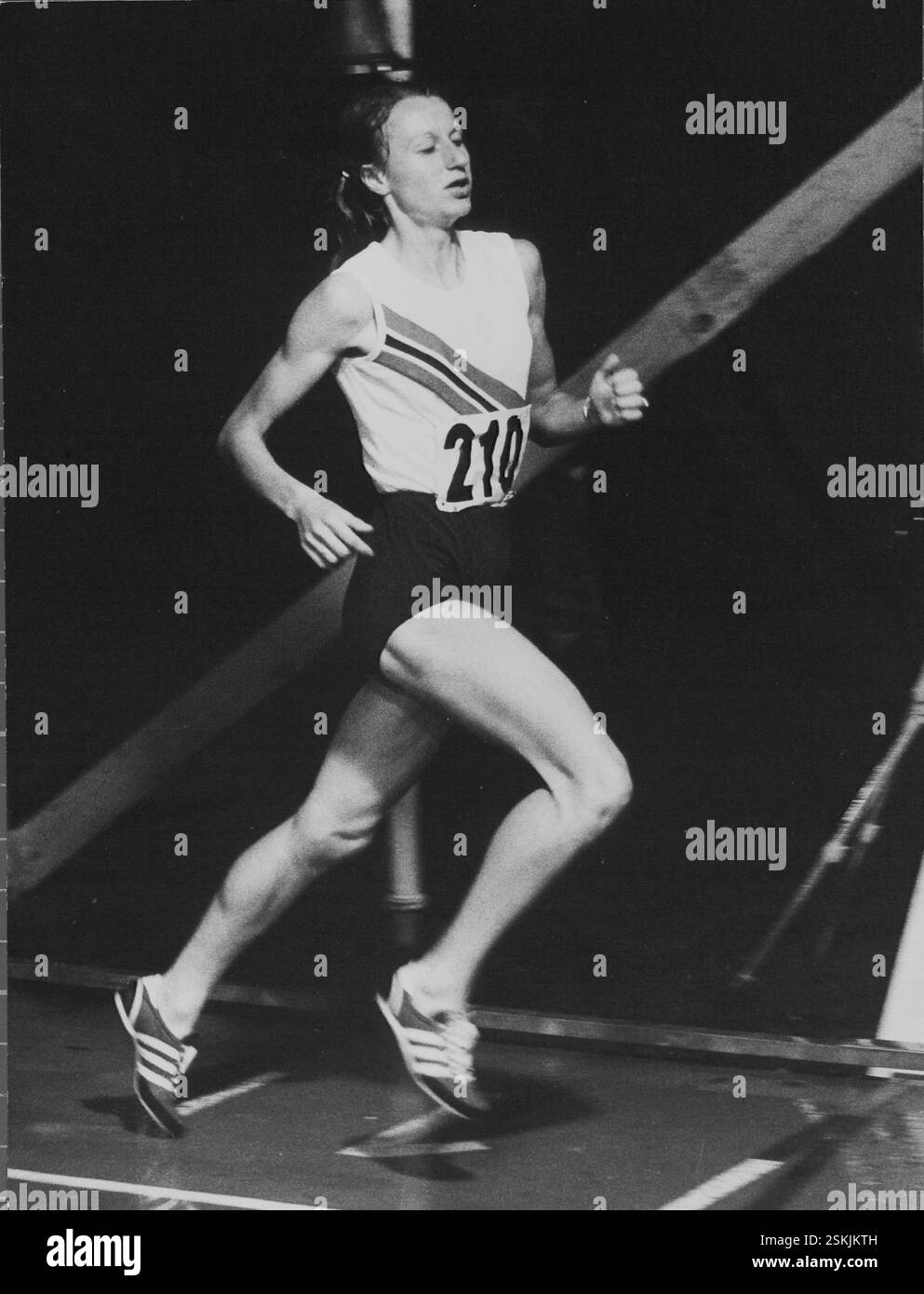 LCZ-Meeting 1975, 3000m: Grete Waitz läuft Weltrekord#LCZ meeting 1975 ...